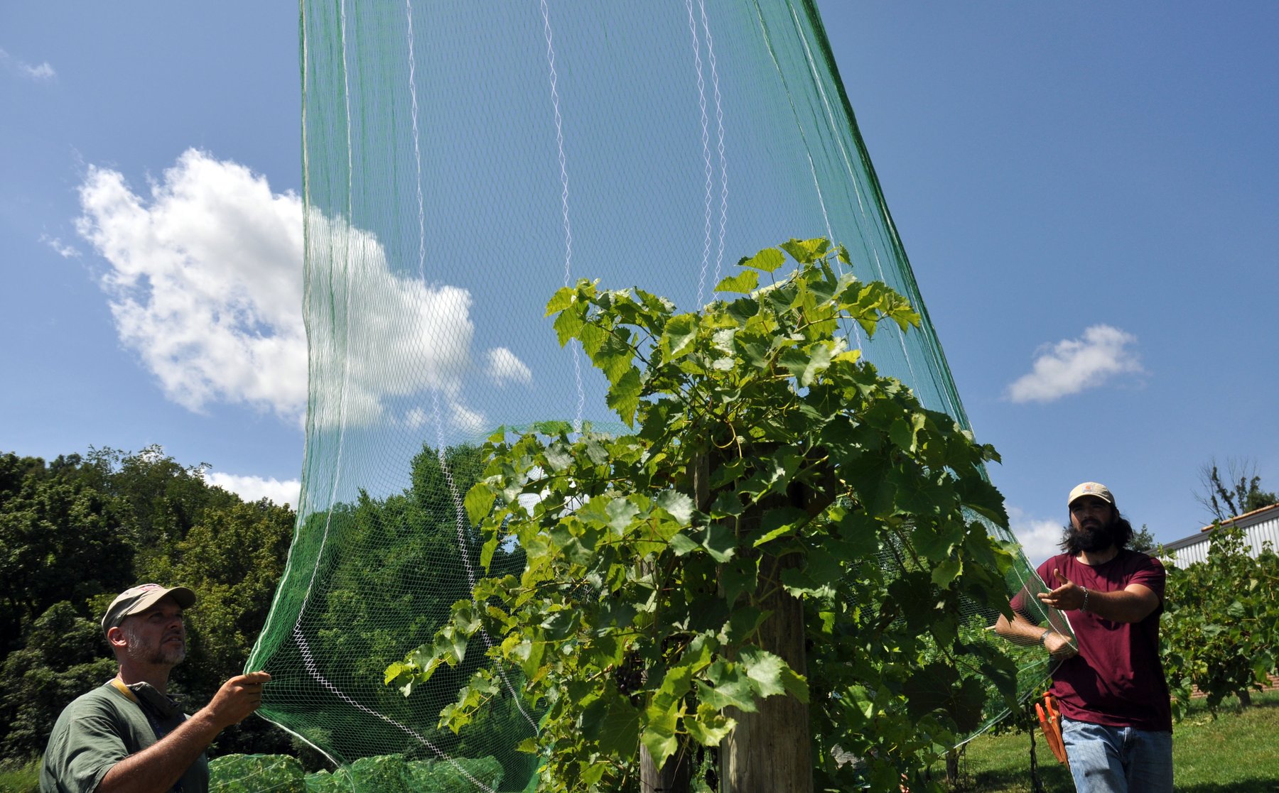Hocking College receives vineyard netting equipment from Minn. company