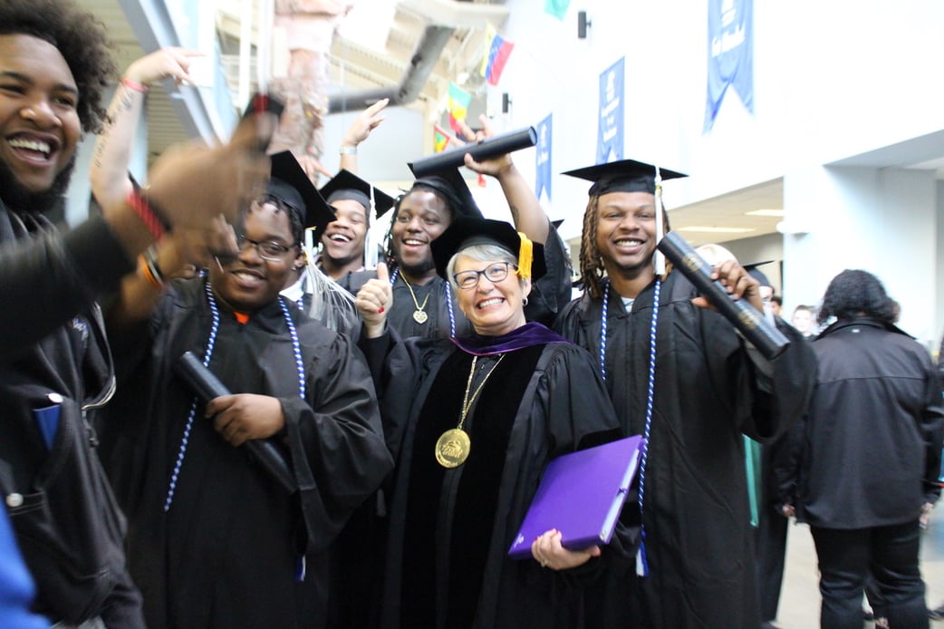 Hocking College Celebrates Over 300 Graduates at Spring Commencement!